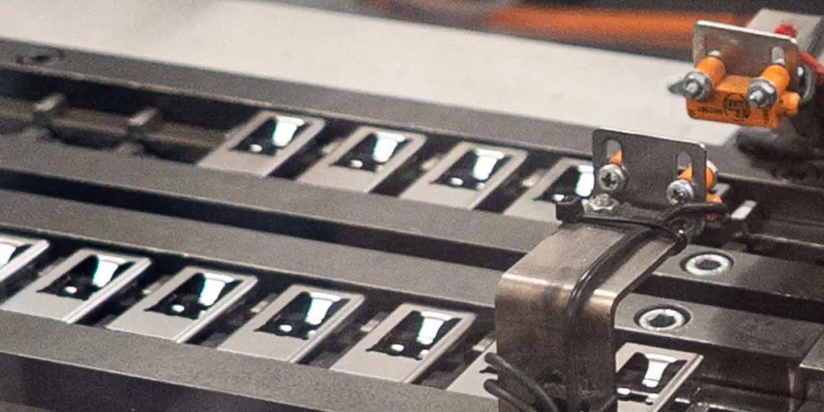The Role of Metal Components in Drug Delivery Devices | Clamason